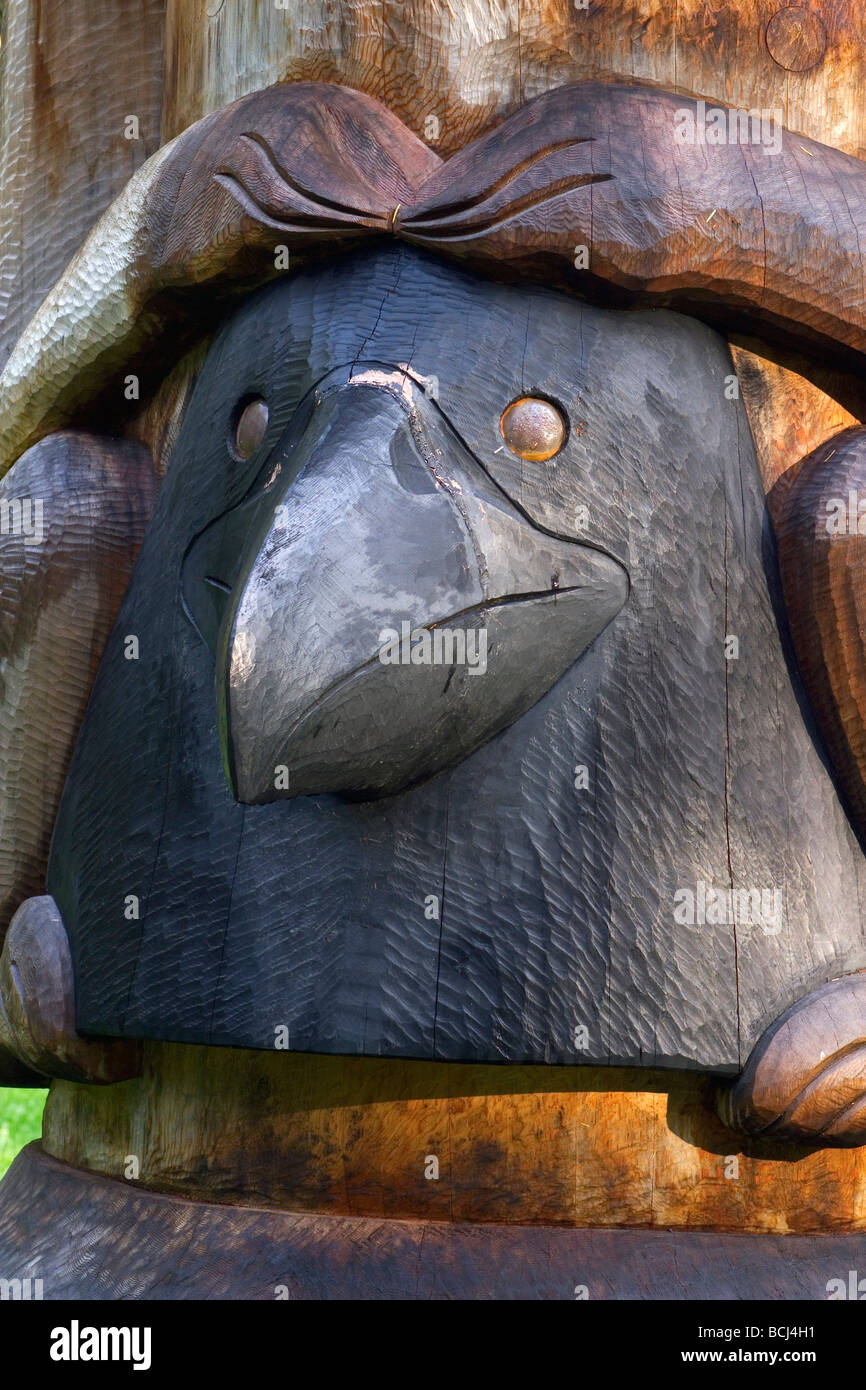 Raven head hi-res stock photography and images - Alamy