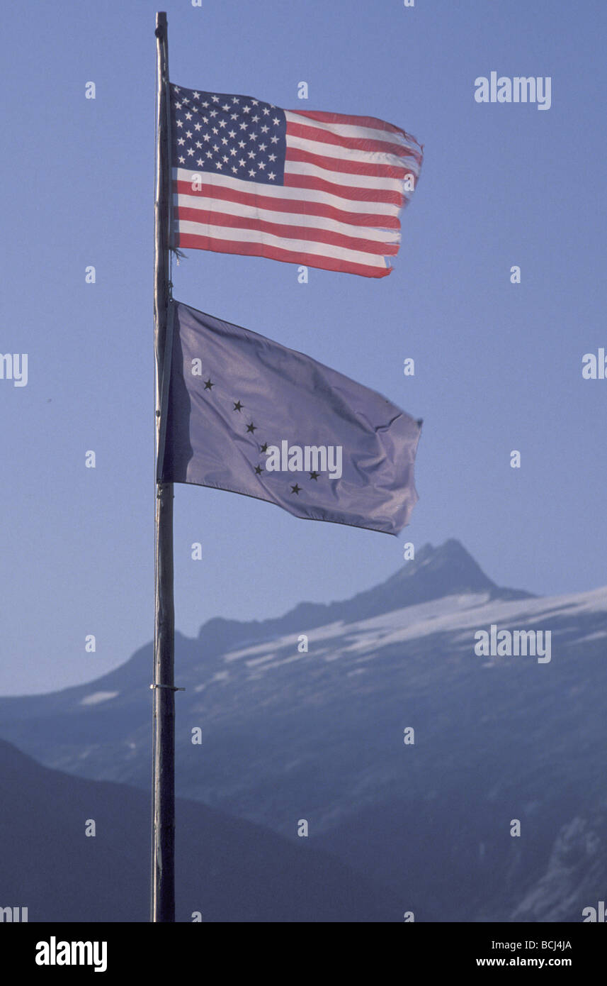 Alaska flag pole hi-res stock photography and images - Alamy