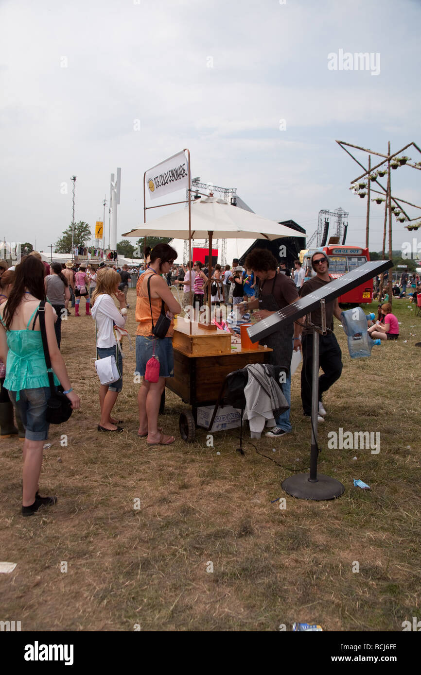 Lemonade stall,Market arena at Glastonbury festival 2009 Stock Photo ...