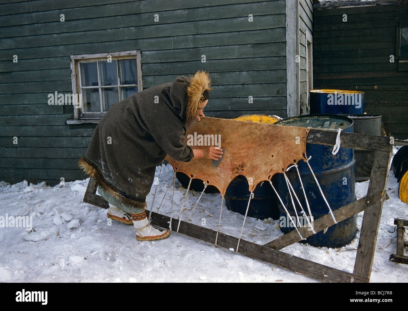 Inupiat community hi-res stock photography and images - Alamy