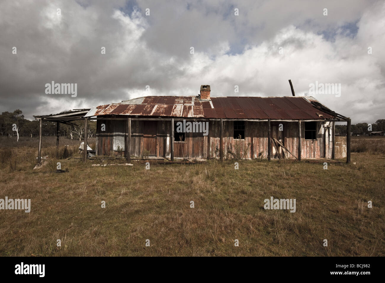 Corrugated Iron Shack High Resolution Stock Photography and Images - Alamy