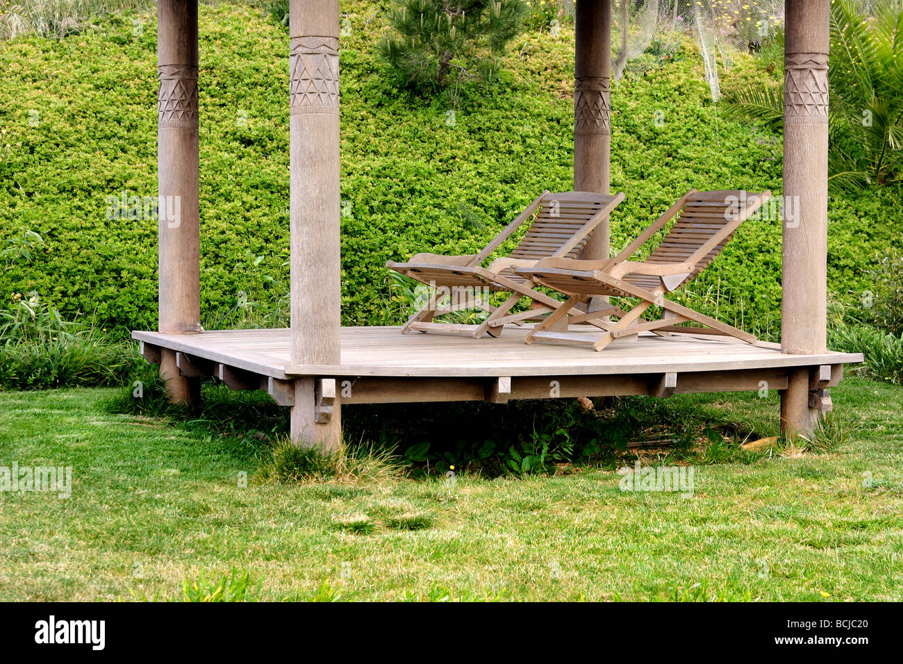 Oriental relax garden with chairs and great scenic Stock Photo - Alamy