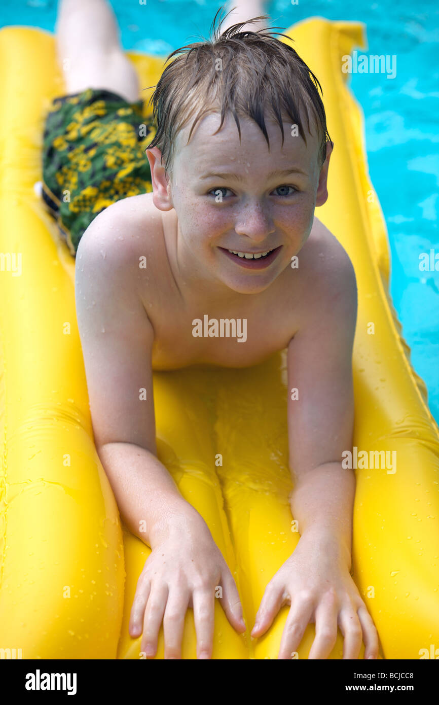 Yellow Lilo High Resolution Stock Photography and Images - Alamy