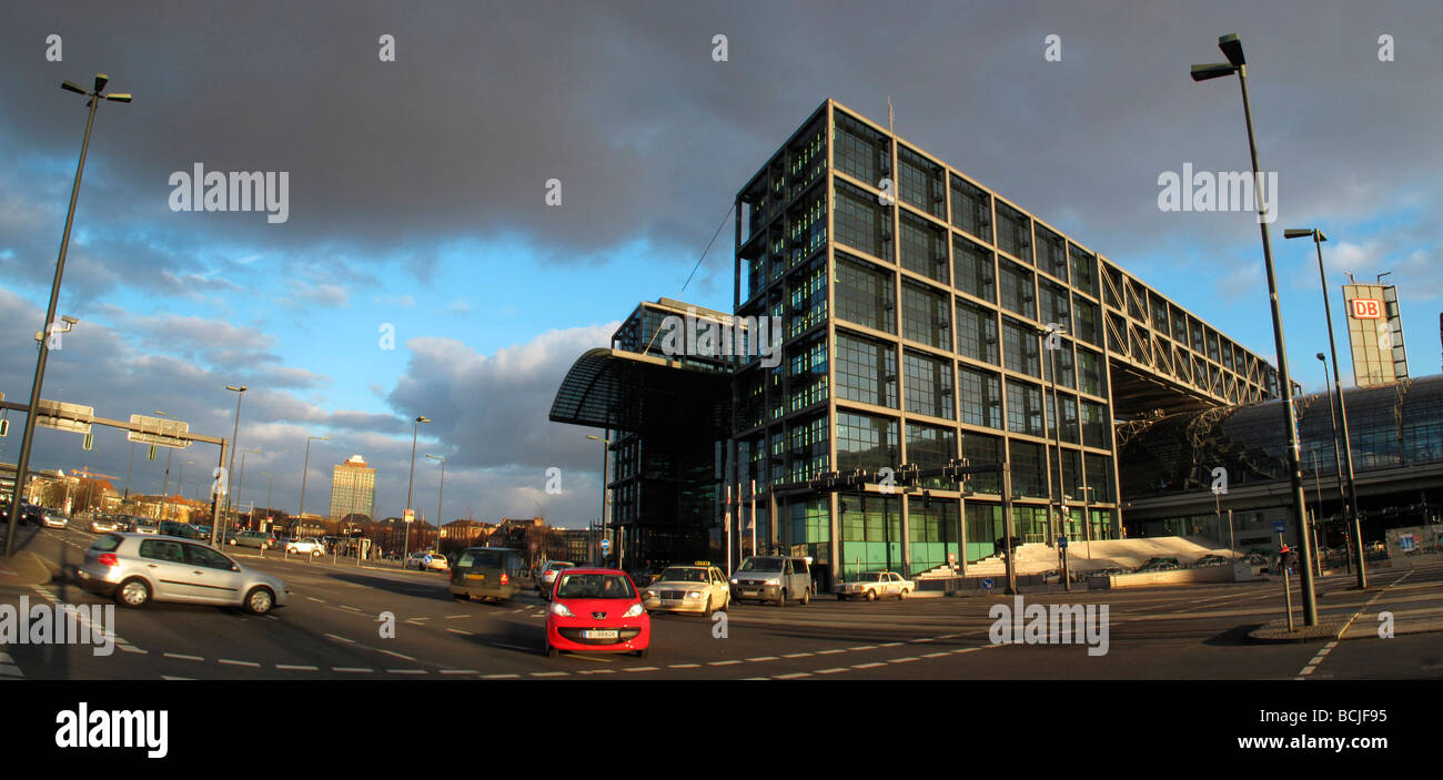 Berlin main train station hi-res stock photography and images - Alamy