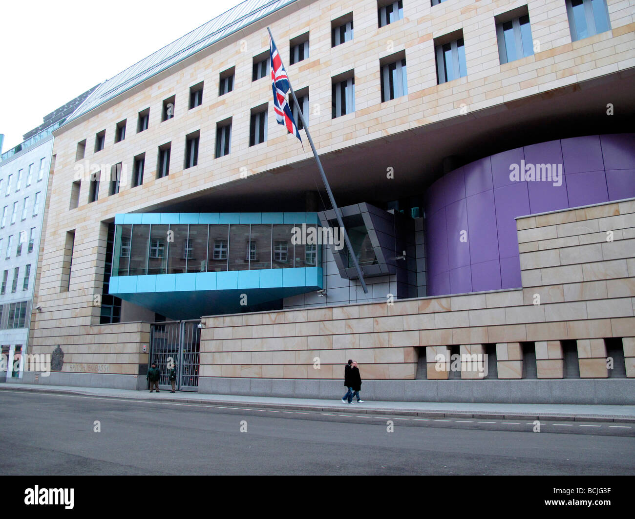 British embassy flag hi-res stock photography and images - Alamy