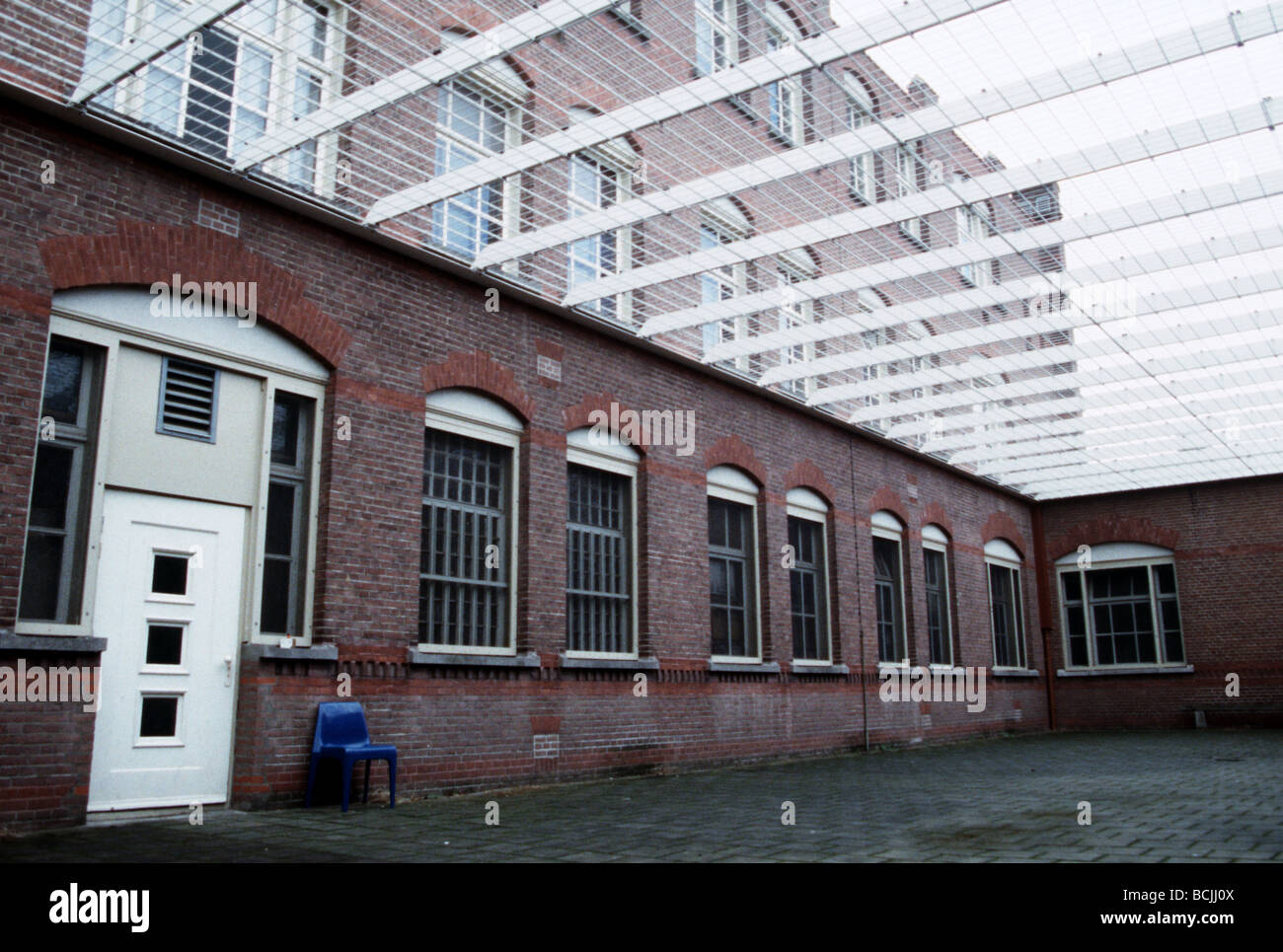 Prison building bars hi-res stock photography and images - Alamy