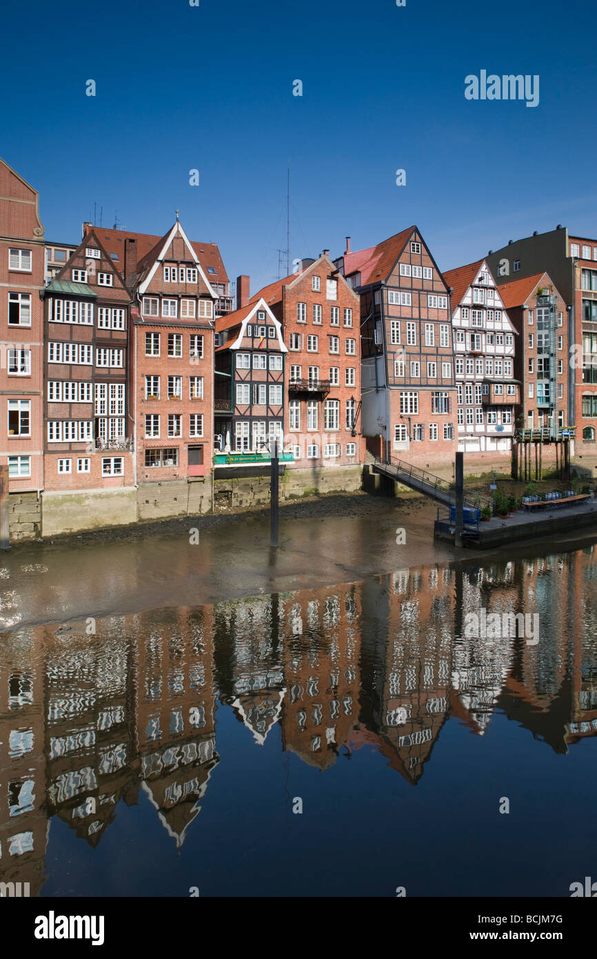 Germany, State of Hamburg, Hamburg, Nikolaifleet canal, warehouse ...