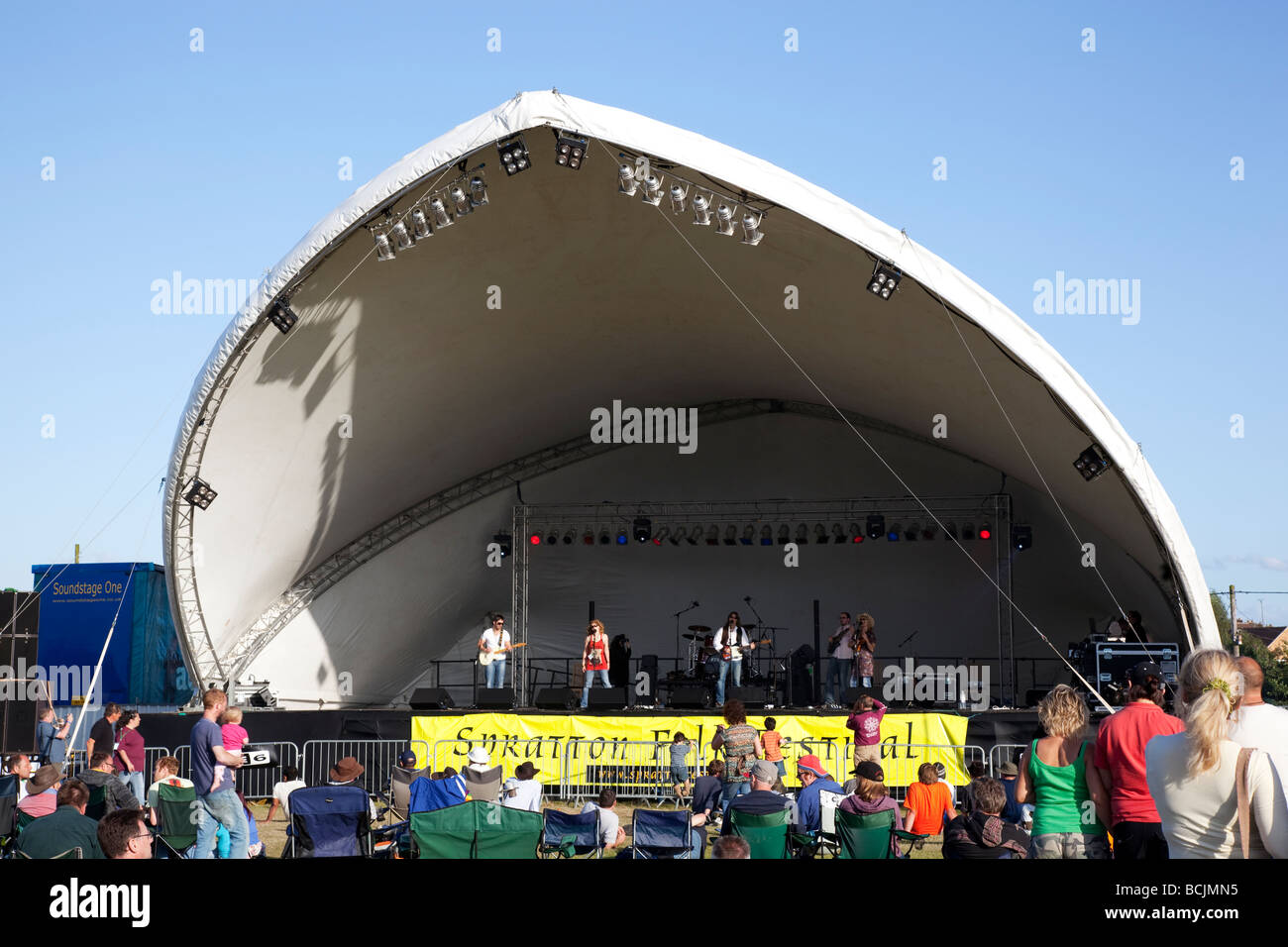 Spratton hi-res stock photography and images - Alamy