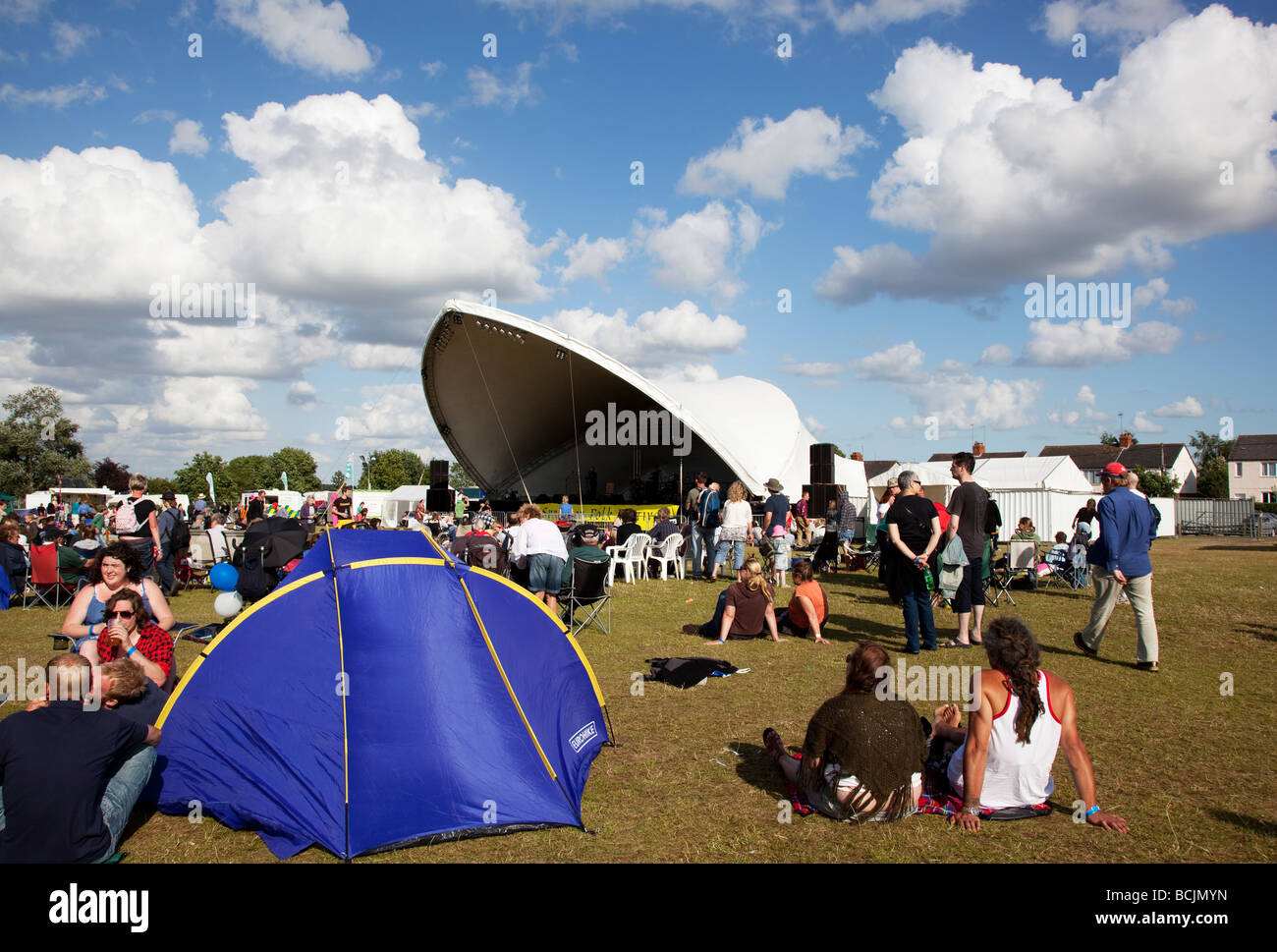 View of the crowd at the Spratton Folk Festival, Northamptonshire ...
