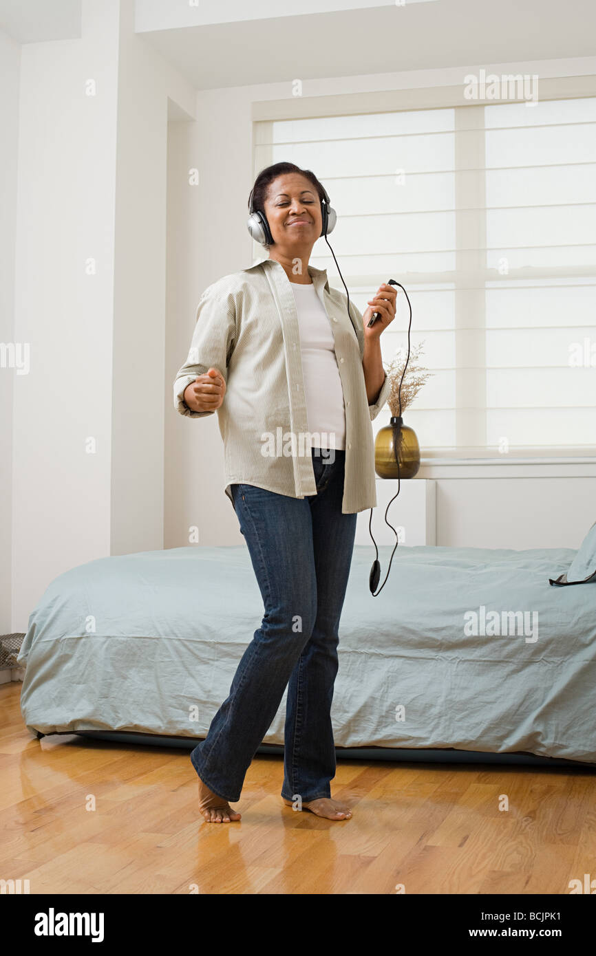 Using music stands hi-res stock photography and images - Alamy