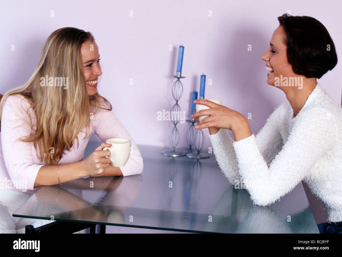 Two friends afternoon tea hi-res stock photography and images - Alamy