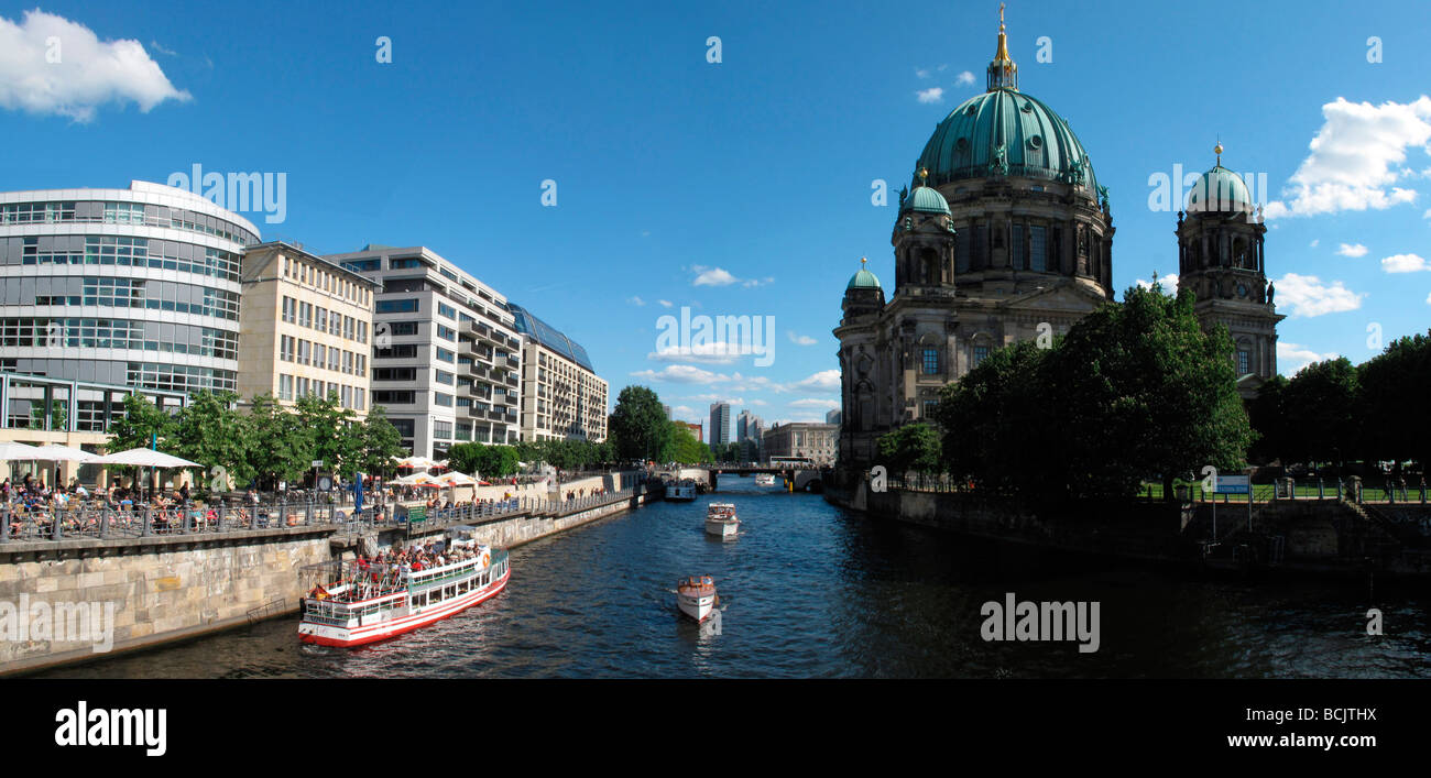 Spree promenade hi-res stock photography and images - Alamy