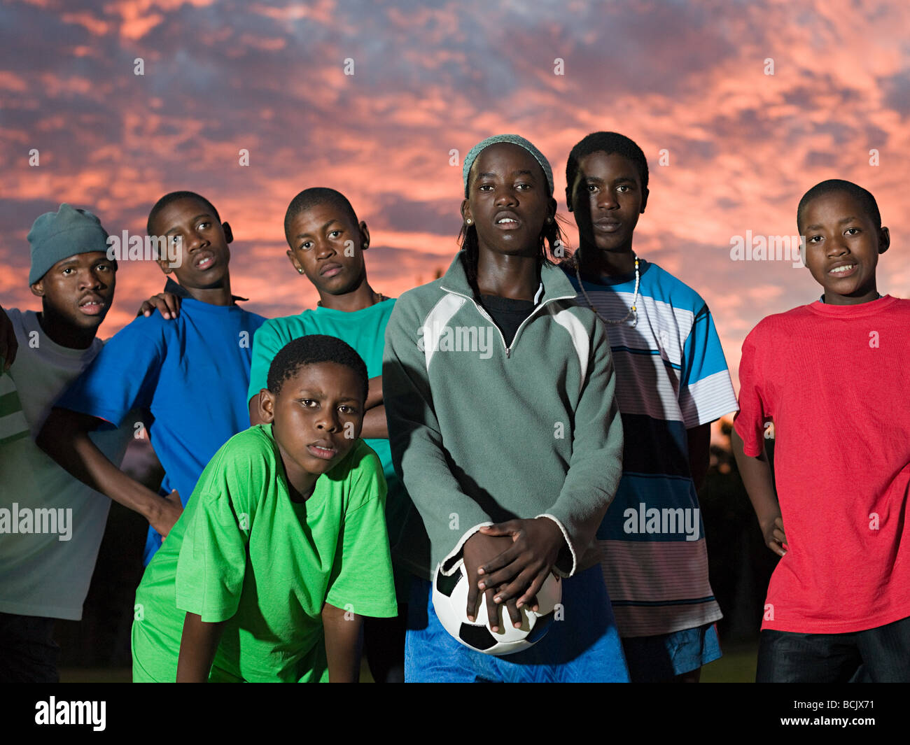 Boys teenage africa hi-res stock photography and images - Alamy