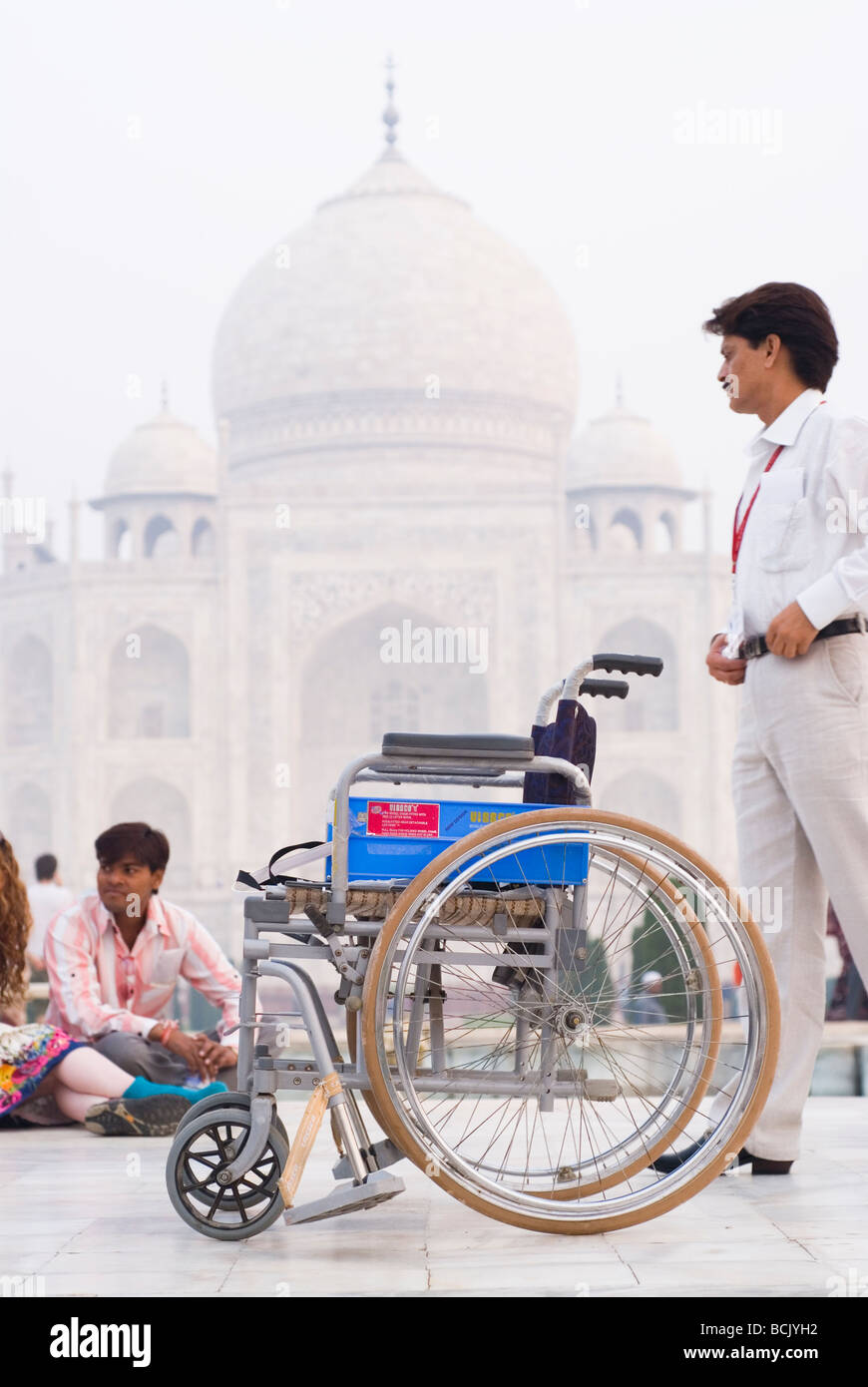 Disabled woman india hi-res stock photography and images - Alamy