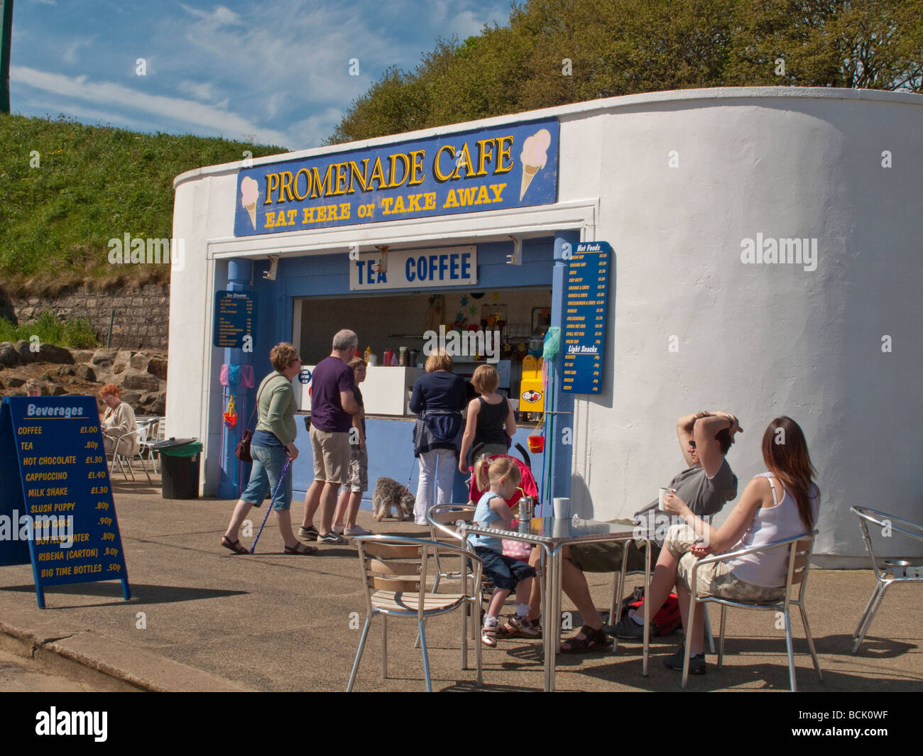 Refreshment kiosk hi-res stock photography and images - Alamy