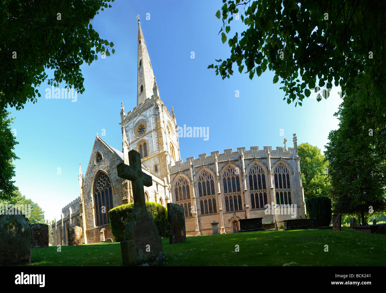 View of Trinity Church in Stratford where William Shakespeare is buried ...