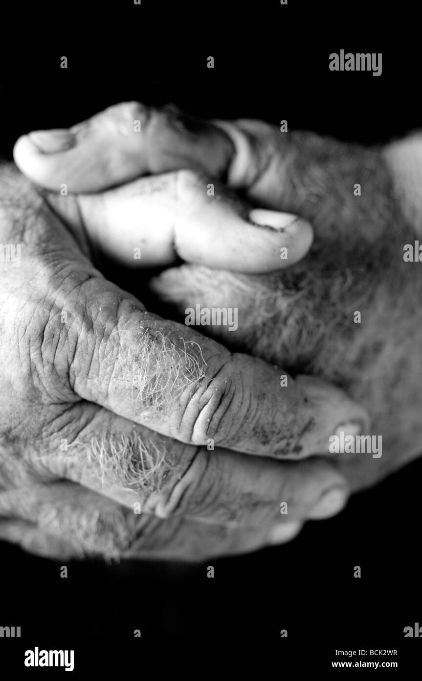 Working man hands hi-res stock photography and images - Alamy