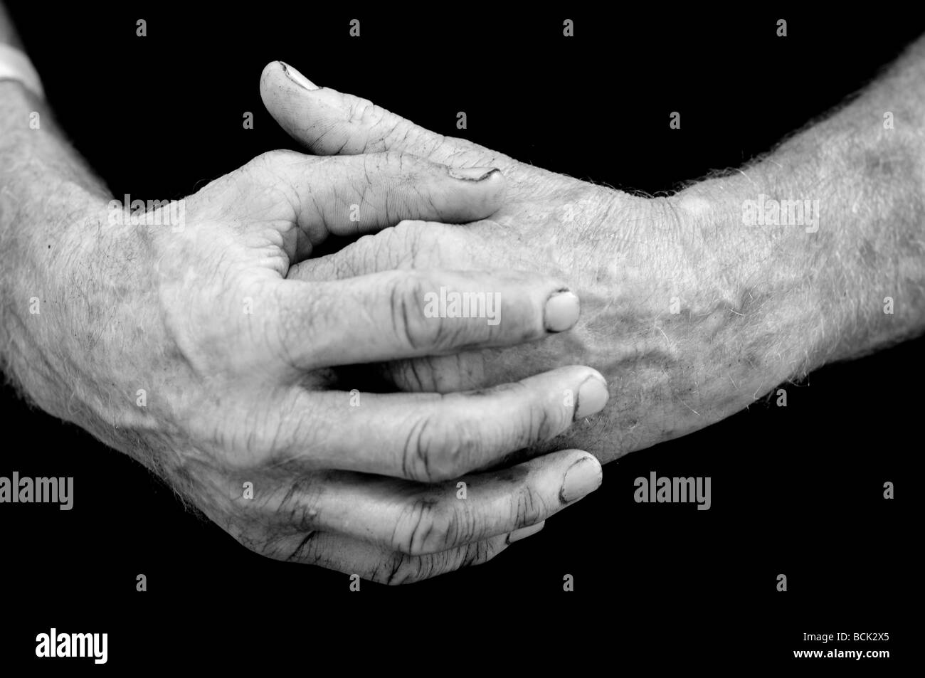 Dirty hands of a working man Stock Photo - Alamy