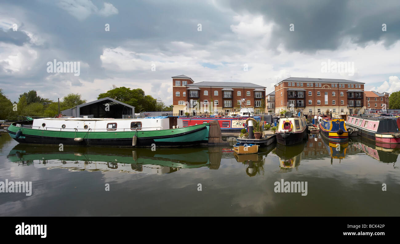New development at Diglis Basin Worcester City Stock Photo - Alamy