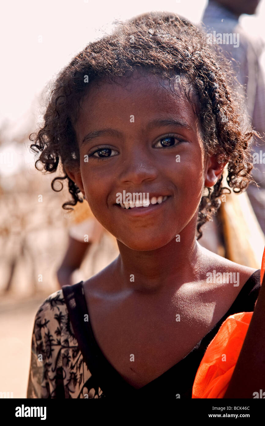 Afar girl living in the dry danakil depression of Eritrea Stock Photo ...