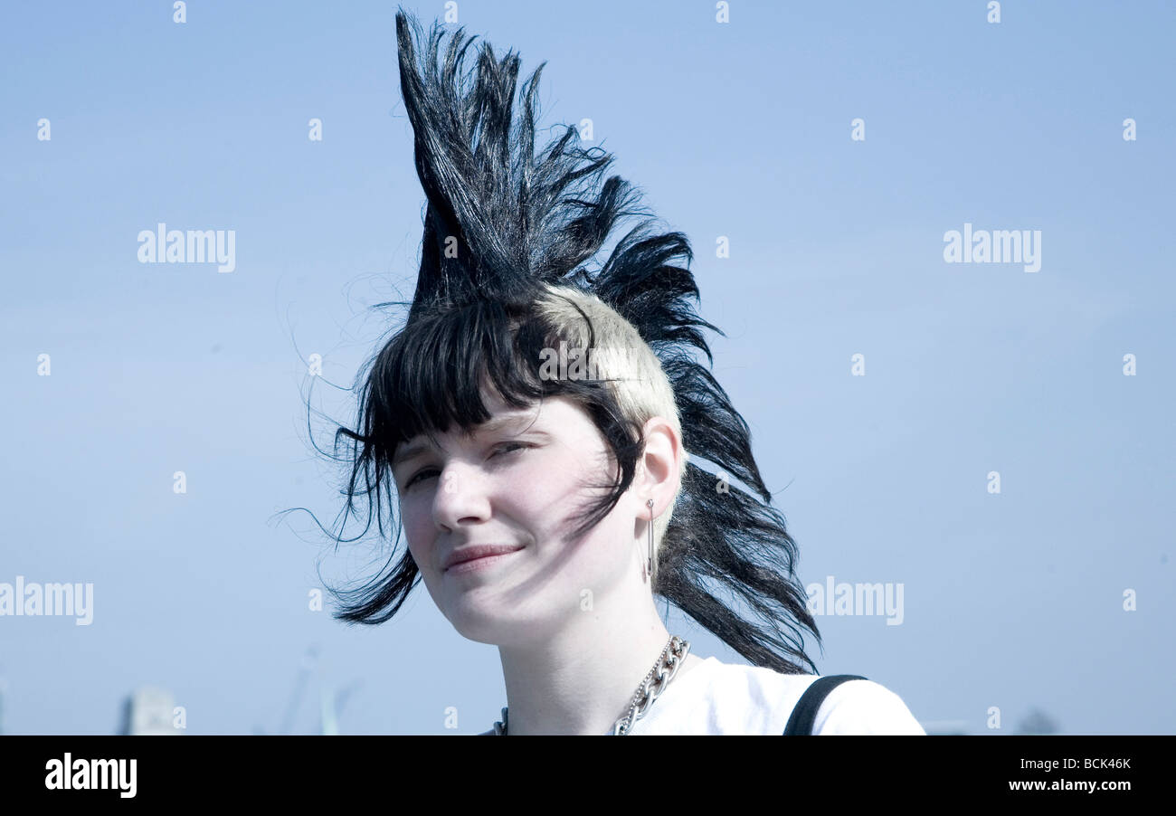 2000s teenagers hi-res stock photography and images - Alamy