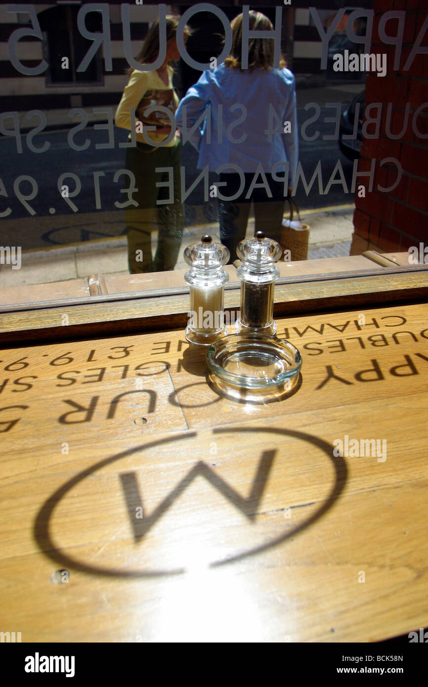 Front window in the Metro Bar and Grill, Birmingham, West Midlands ...