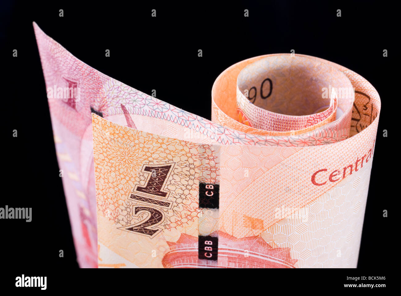 Kingdom of Bahrain Dinar currency banknote roll Stock Photo - Alamy