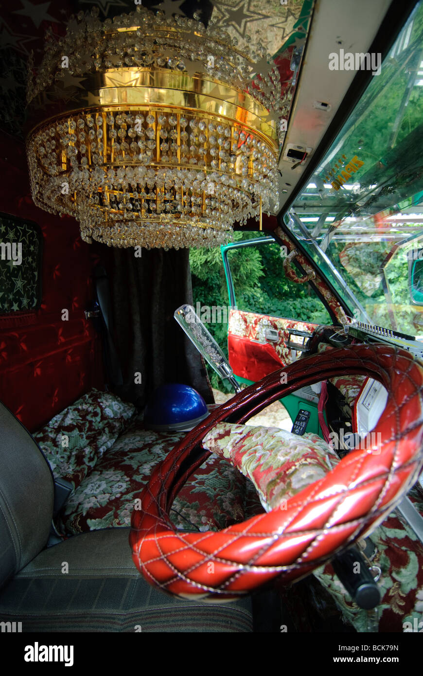Dekotora Interior