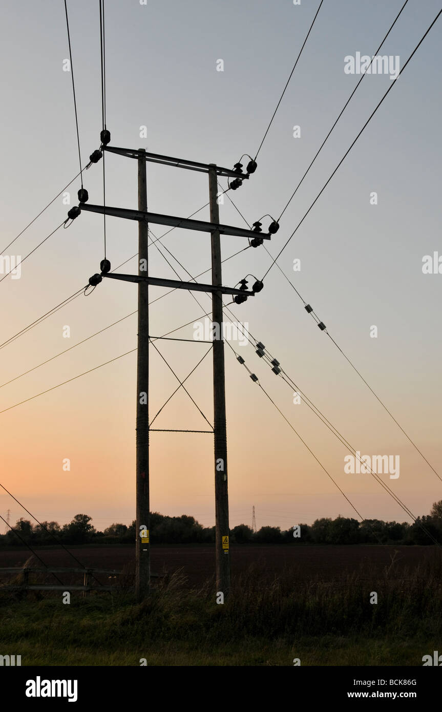 11kv overhead lines hi-res stock photography and images - Alamy