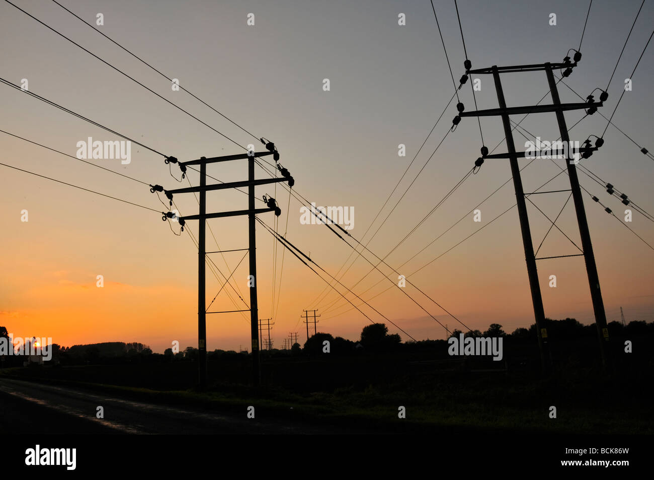 Overland power lines hi-res stock photography and images - Alamy