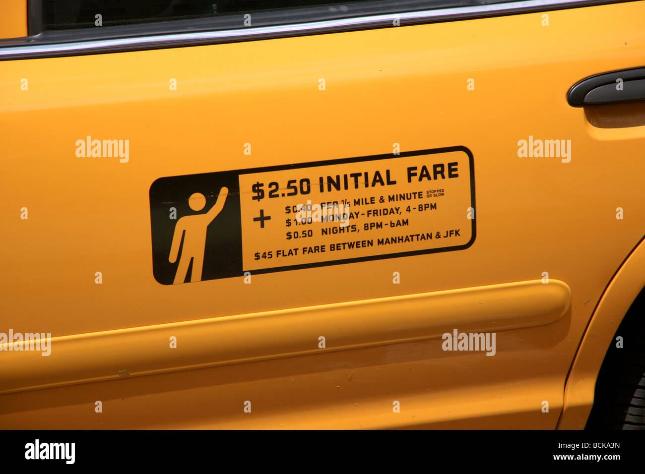 Pictures of yellow taxis in New York City Stock Photo - Alamy