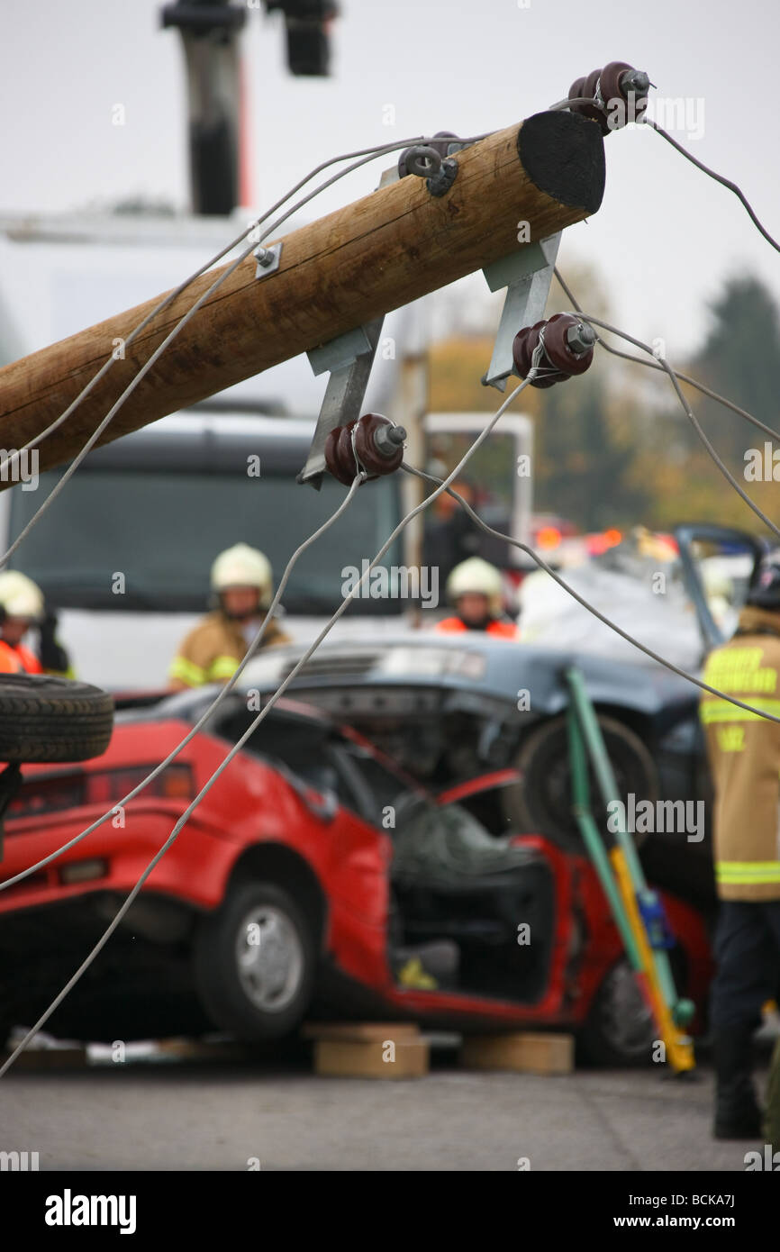 Firefighter car accident pole hi-res stock photography and images - Alamy