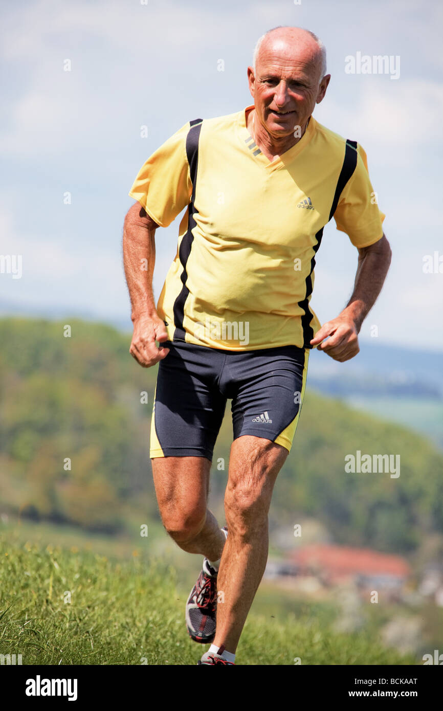 Elderly perseverance hi-res stock photography and images - Alamy