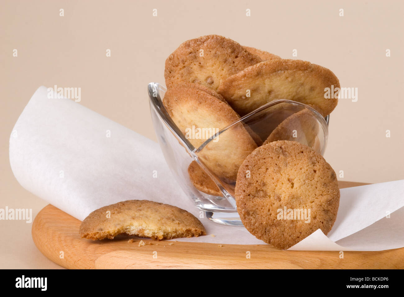 Broken cookies hi-res stock photography and images - Alamy