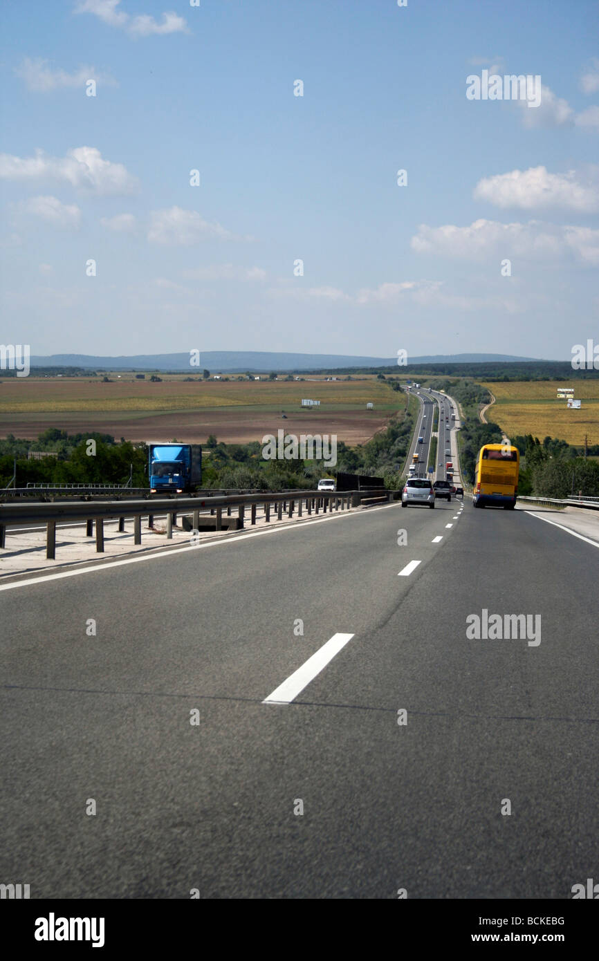 Picture of a empty highway Stock Photo - Alamy