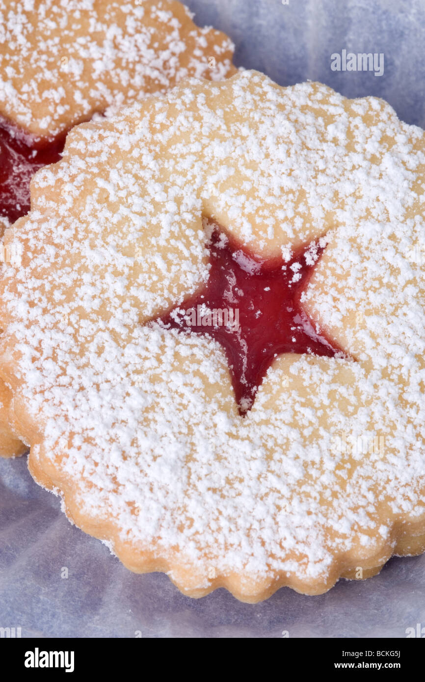 star biscuit close Stock Photo - Alamy