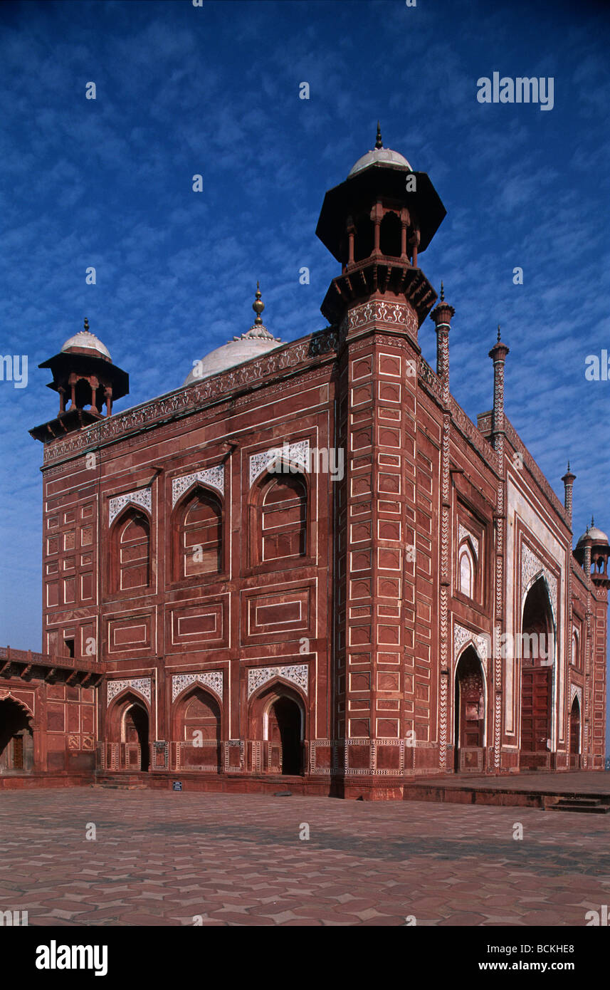 West side mosque hi-res stock photography and images - Alamy