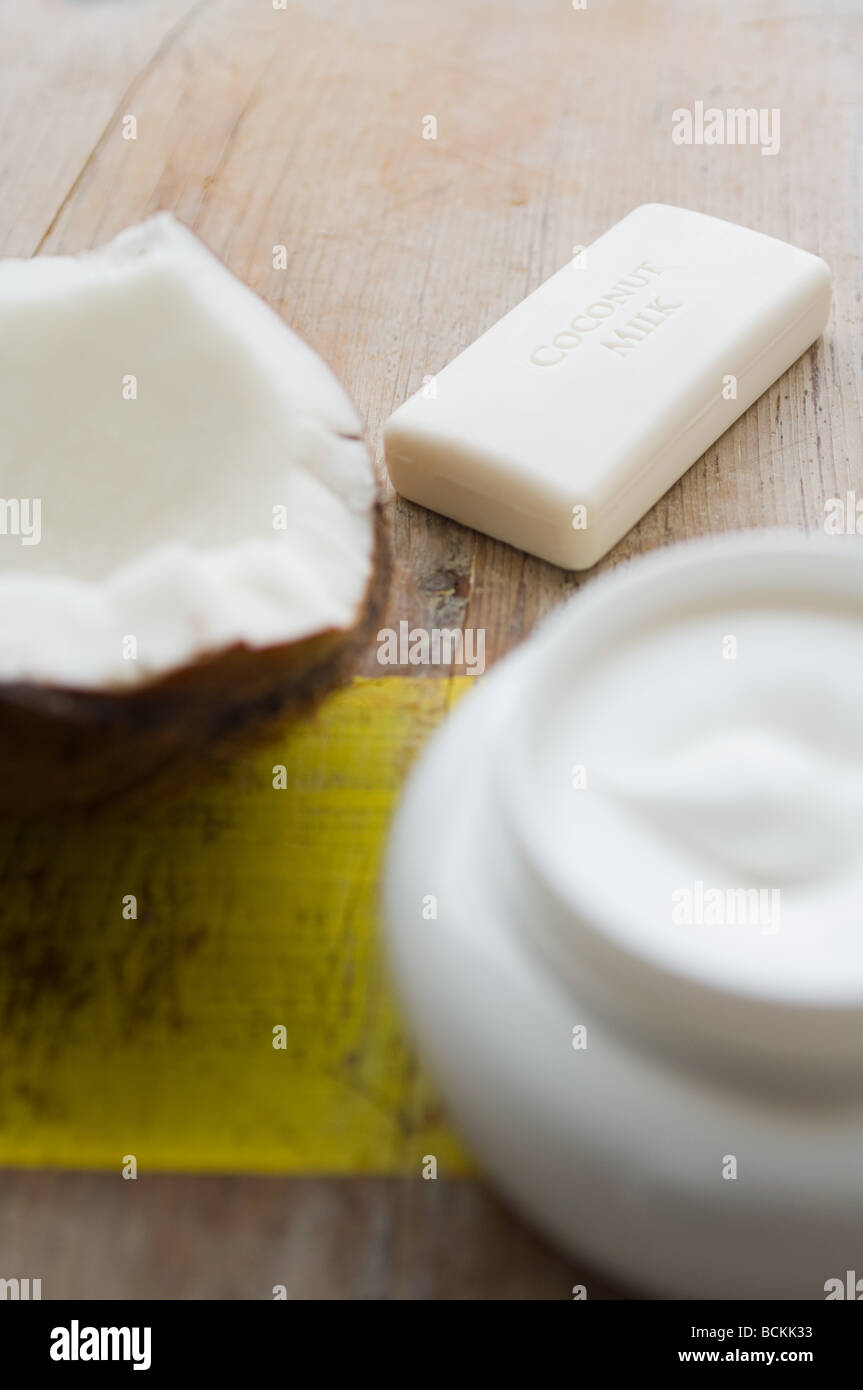 Coconut soap and cream Stock Photo - Alamy