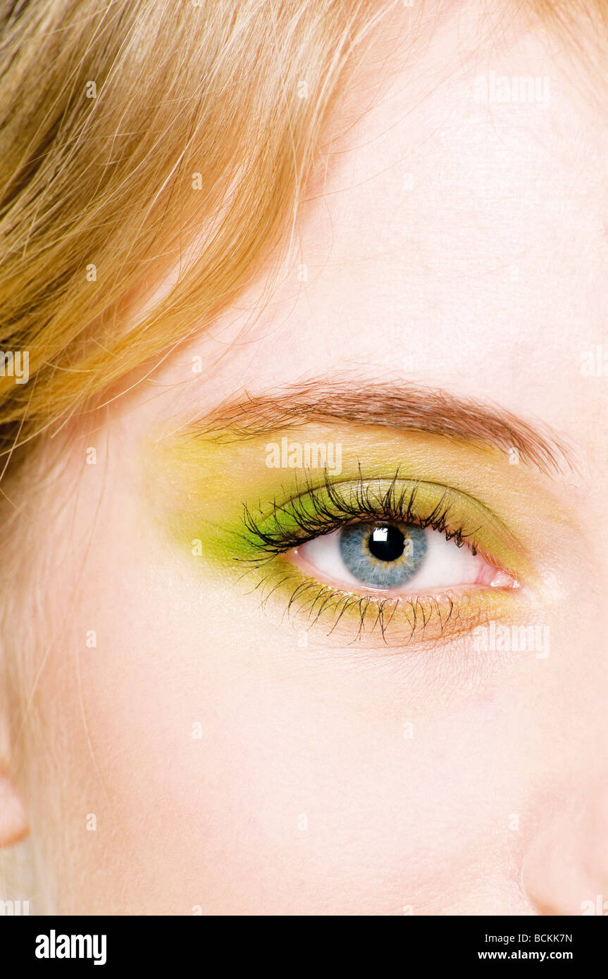 Close-up of eye with eye shadow Stock Photo - Alamy