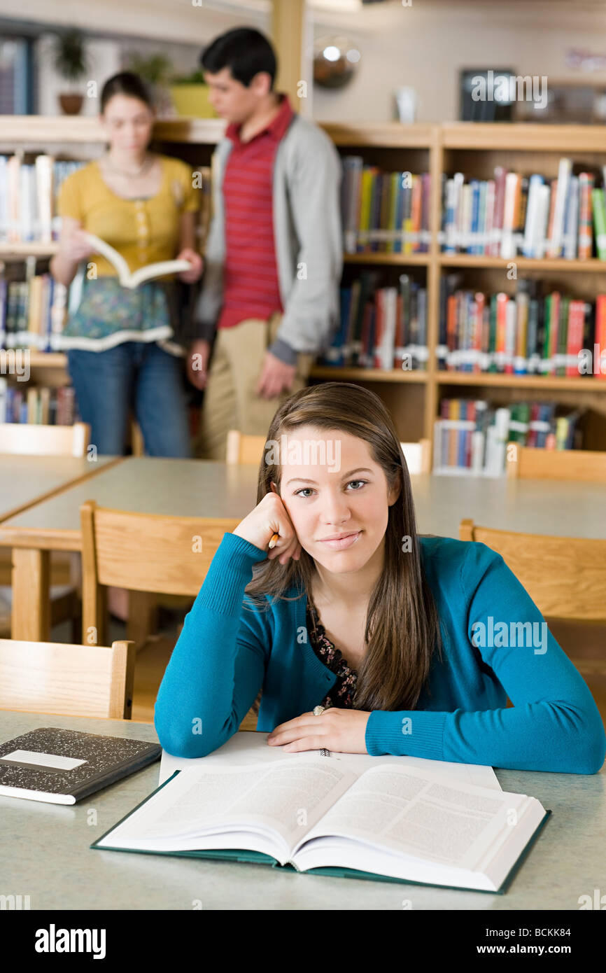 School students in library Stock Photo - Alamy