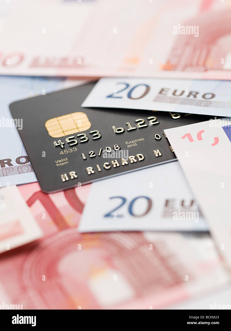 Credit card and euro banknotes Stock Photo - Alamy