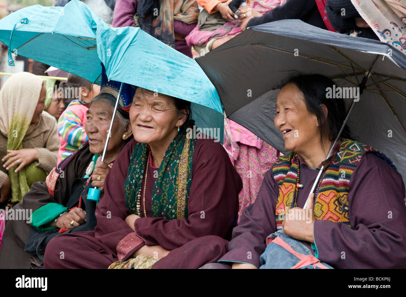 Ladakhi woman traditional dress hi-res stock photography and images - Alamy