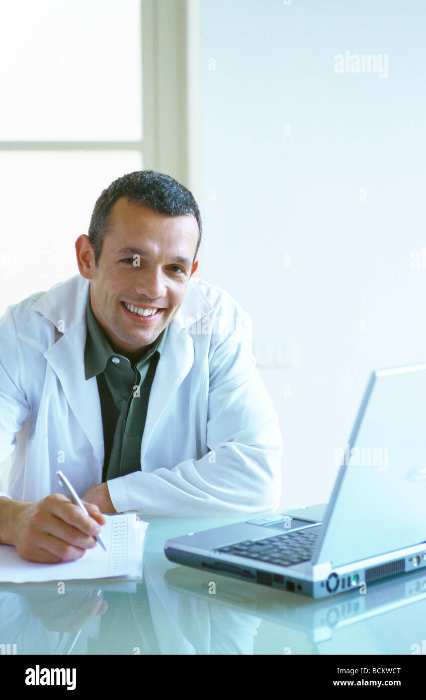 Computer writing pen hi-res stock photography and images - Alamy