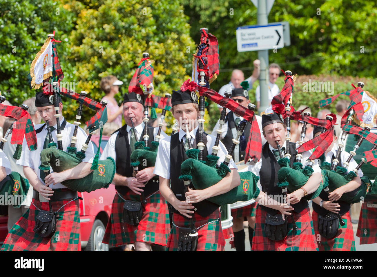 Scottish pipe band hi-res stock photography and images - Alamy