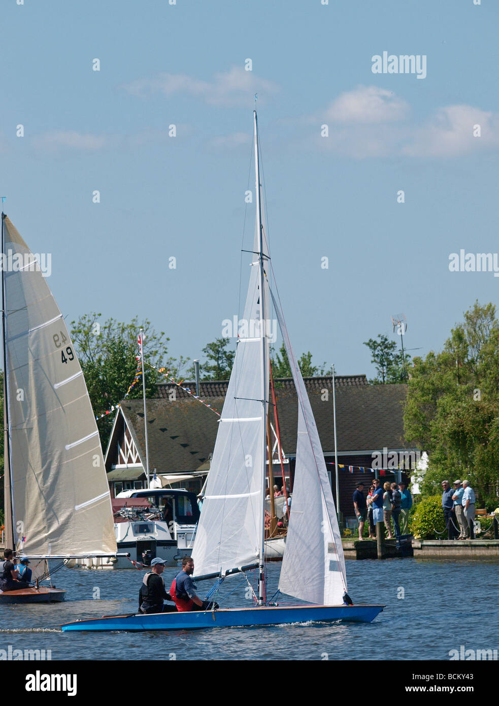 RIVER BURE IN HORNING AT THE START OF ANNUAL THREE RIVERS RACE, NORFOLK ...
