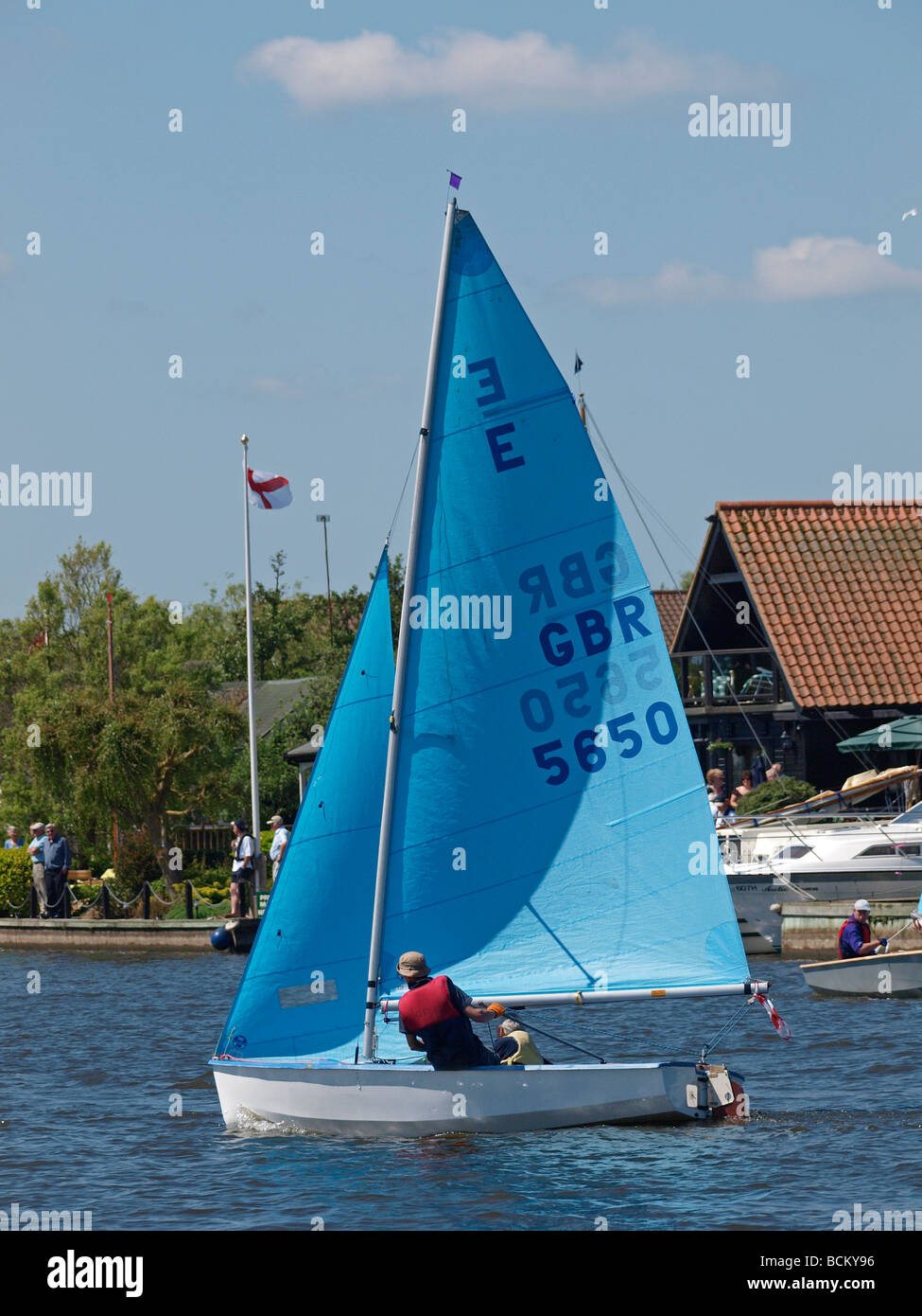 RIVER BURE IN HORNING AT THE START OF ANNUAL THREE RIVERS RACE, NORFOLK ...