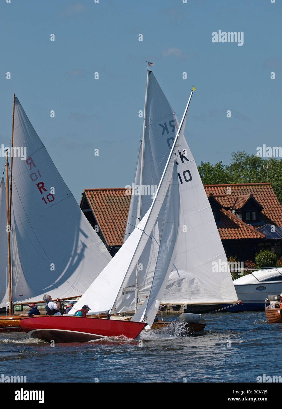 RIVER BURE IN HORNING AT THE START OF ANNUAL THREE RIVERS RACE, NORFOLK ...