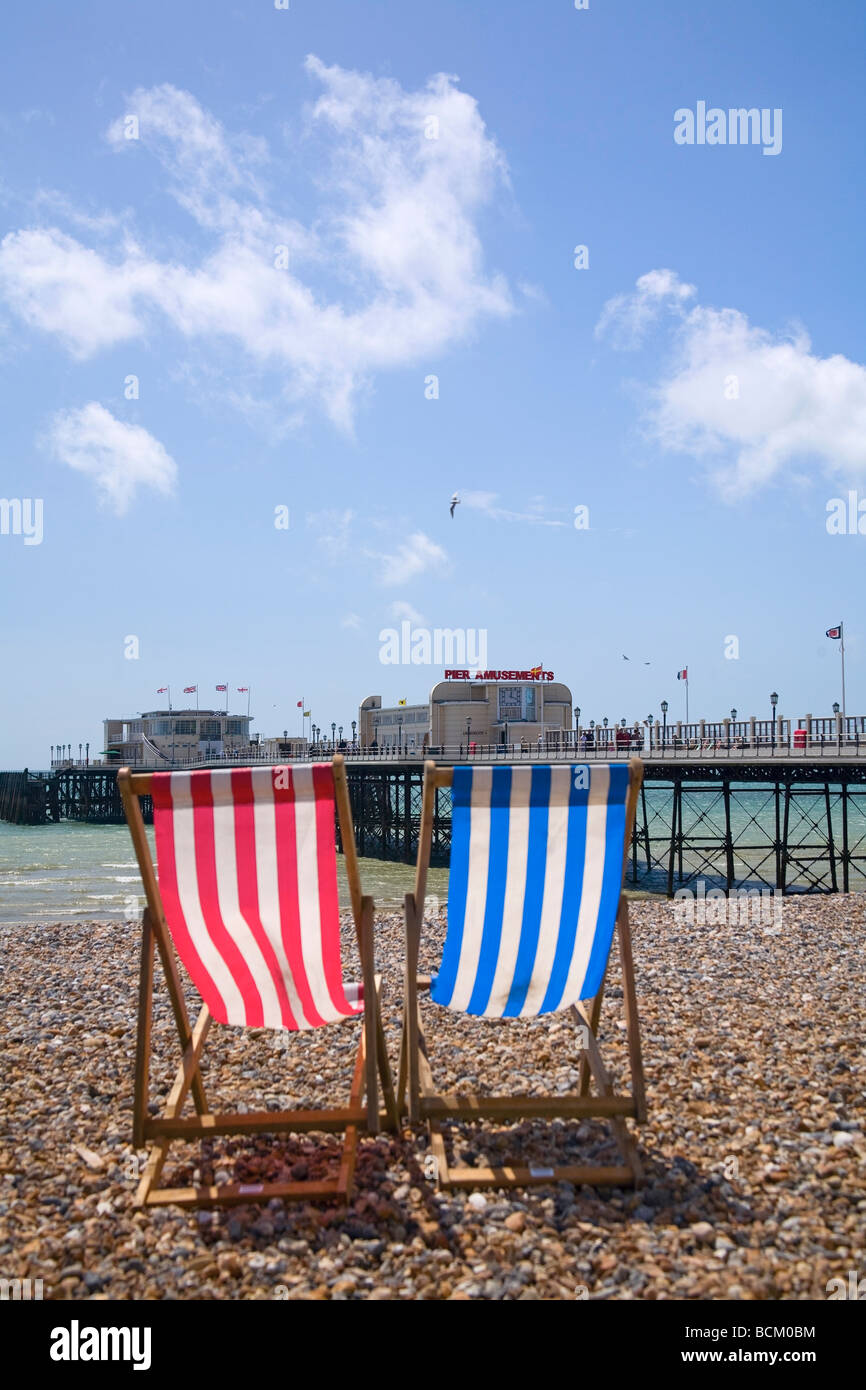 Worthing beach hi-res stock photography and images - Alamy
