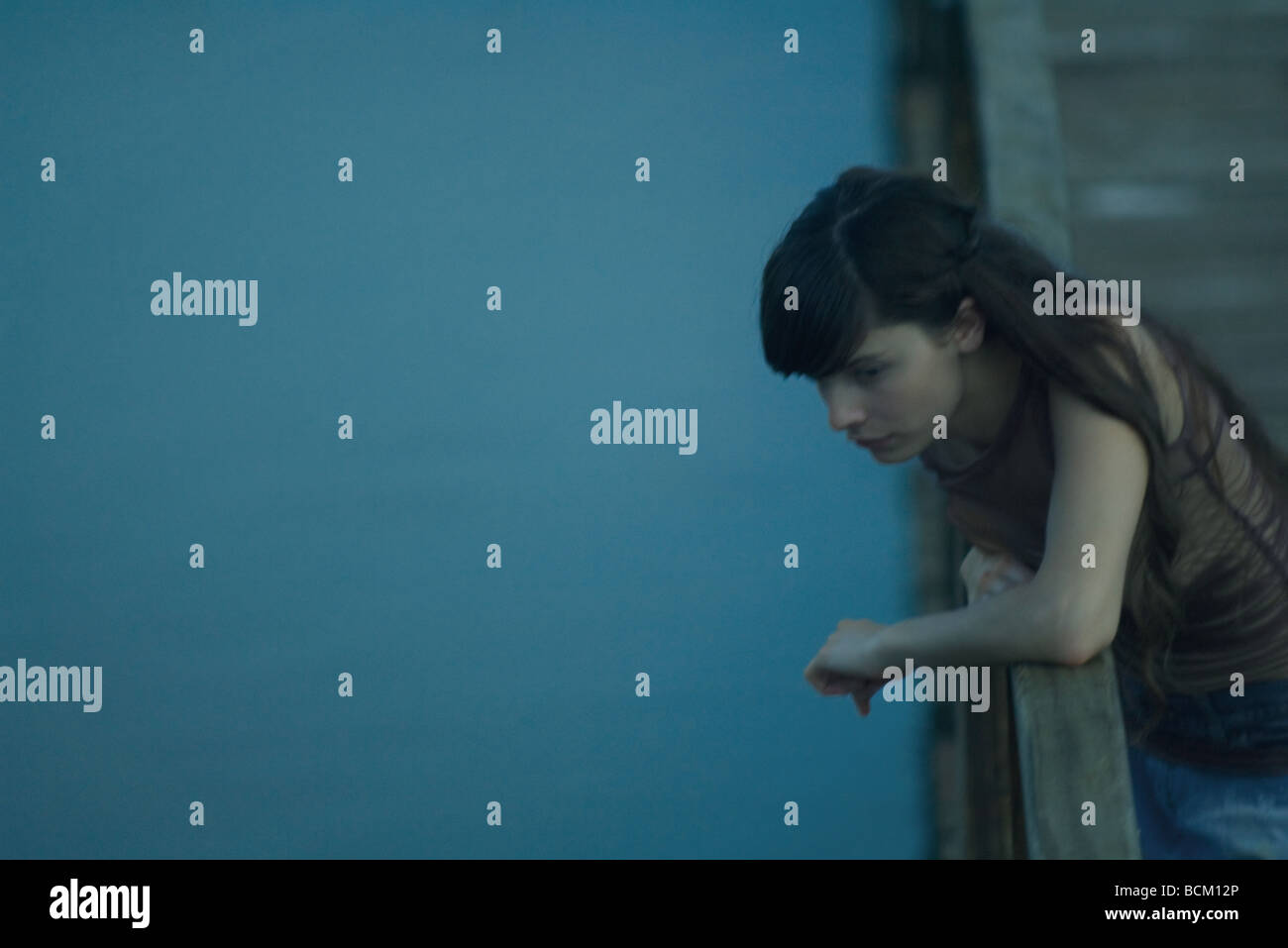 Leaning over railings elevated hi-res stock photography and images - Alamy