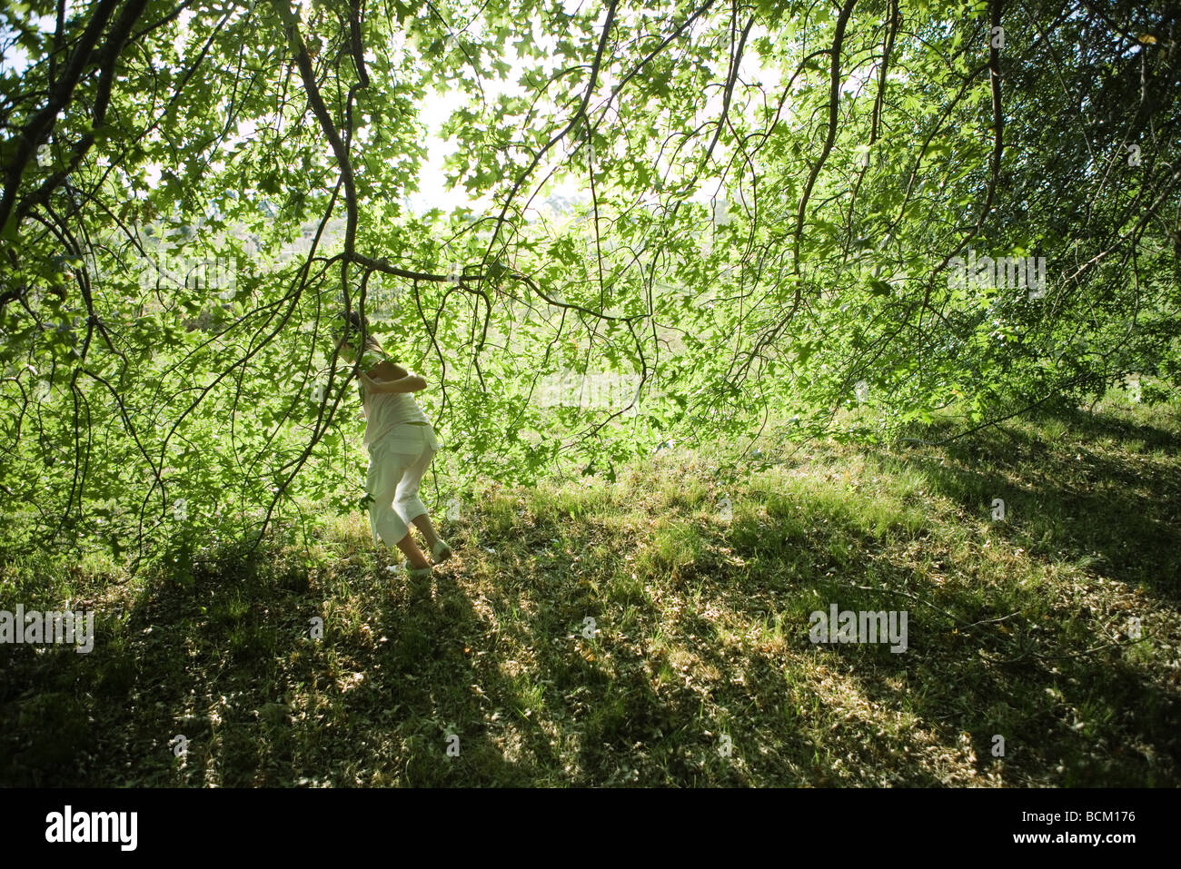 Preteen girl squat hi-res stock photography and images - Alamy